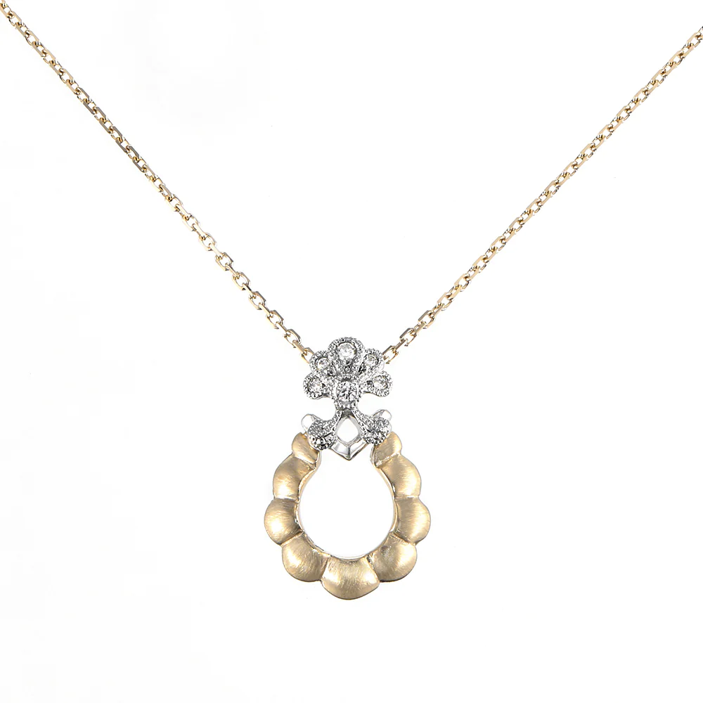 安心堂富士店公式ブログ 【アベリ】AbHeri＊職人技が光るダイヤモンドペンダント【安心堂富士店】