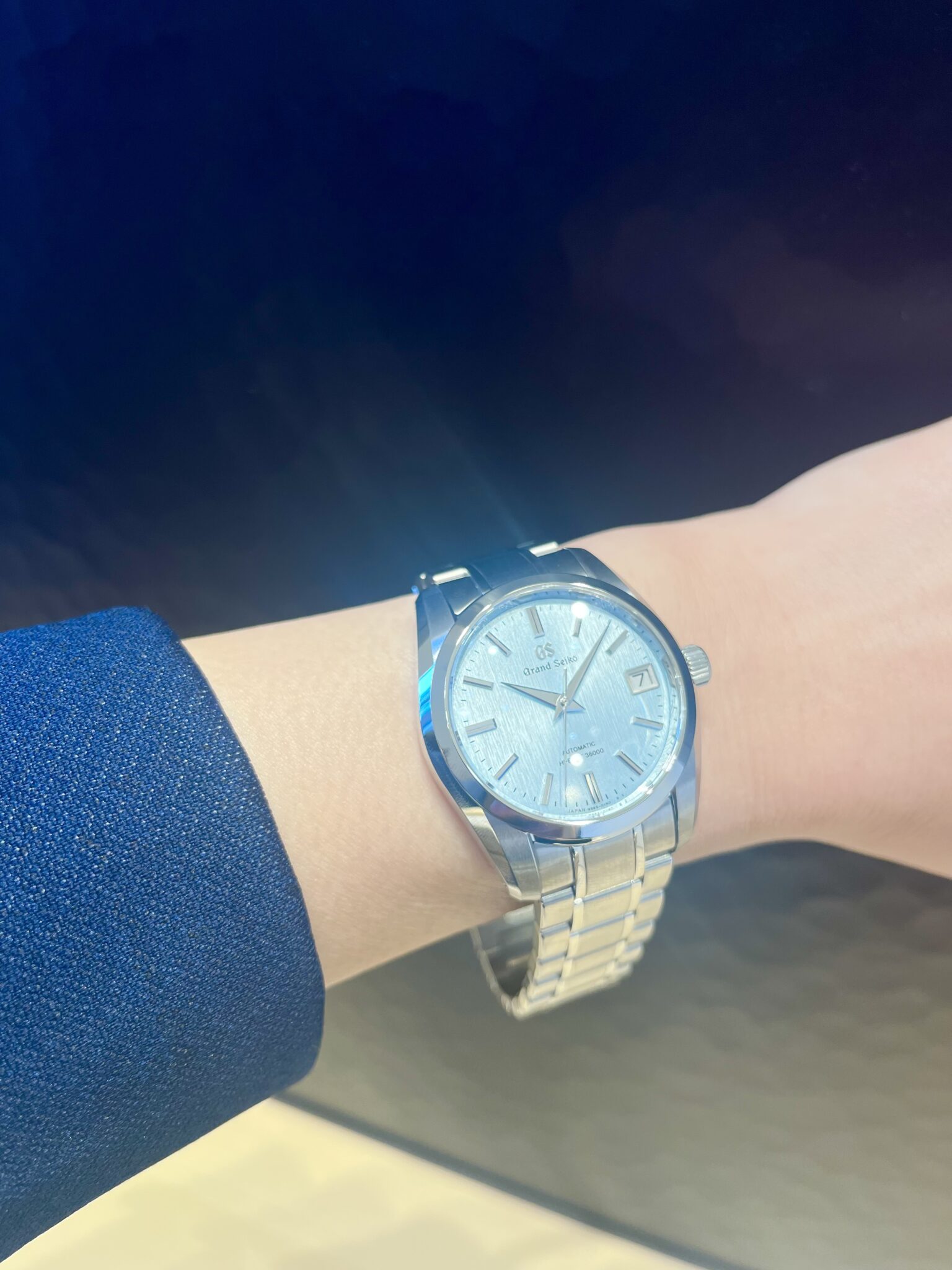 安心堂浜松店公式ブログ 【Grand Seiko】グランドセイコー 氷瀑を纏う美しき逸品 ヘリテージコレクション SBGH347